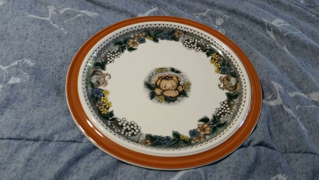 Country Goebel 10 Inch Burgund Design Dinner or Chop Plate Underglaze ...