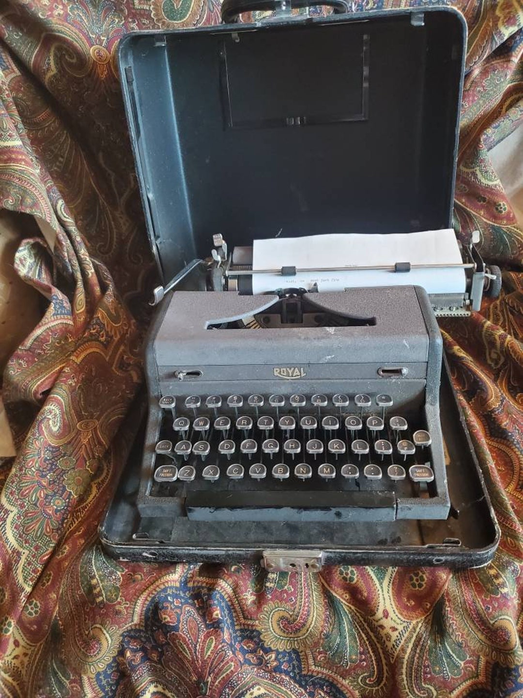 Early 20th Century, Working Royal Quiet Deluxe, Manual Typewriter With ...