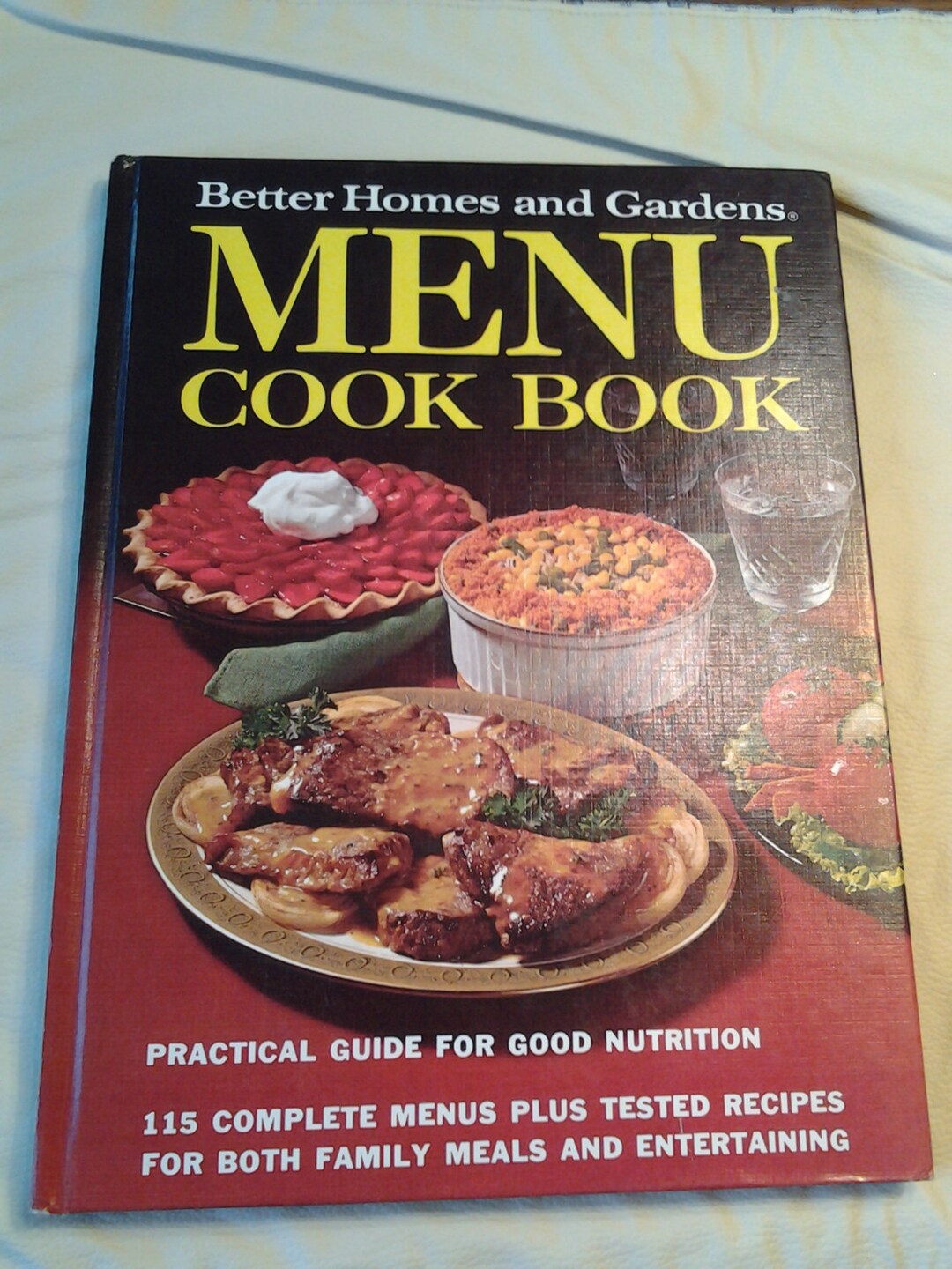 Better Homes and Gardens Menu Cookbook 1970 Retro Kitchen Hardback Book ...
