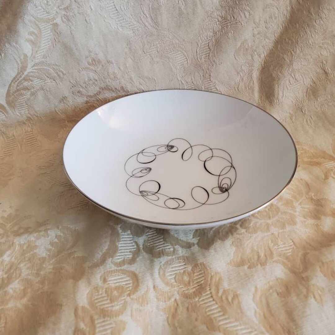 Sango Contemporary, 7 Inch Soup or Cereal Bowl With Black Squiggly Line ...