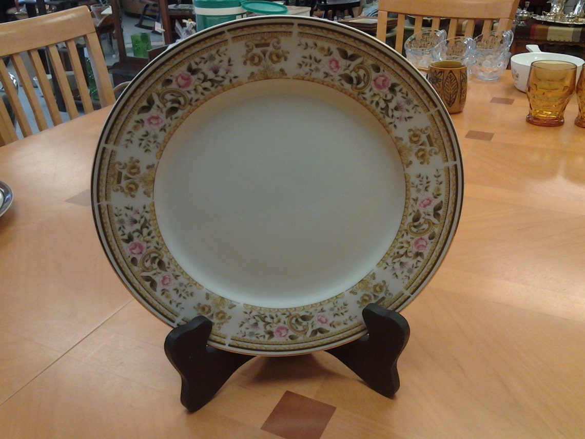 On Sale Collectible China Wallace Heritage 10 Inch Porcelain Dinner ...