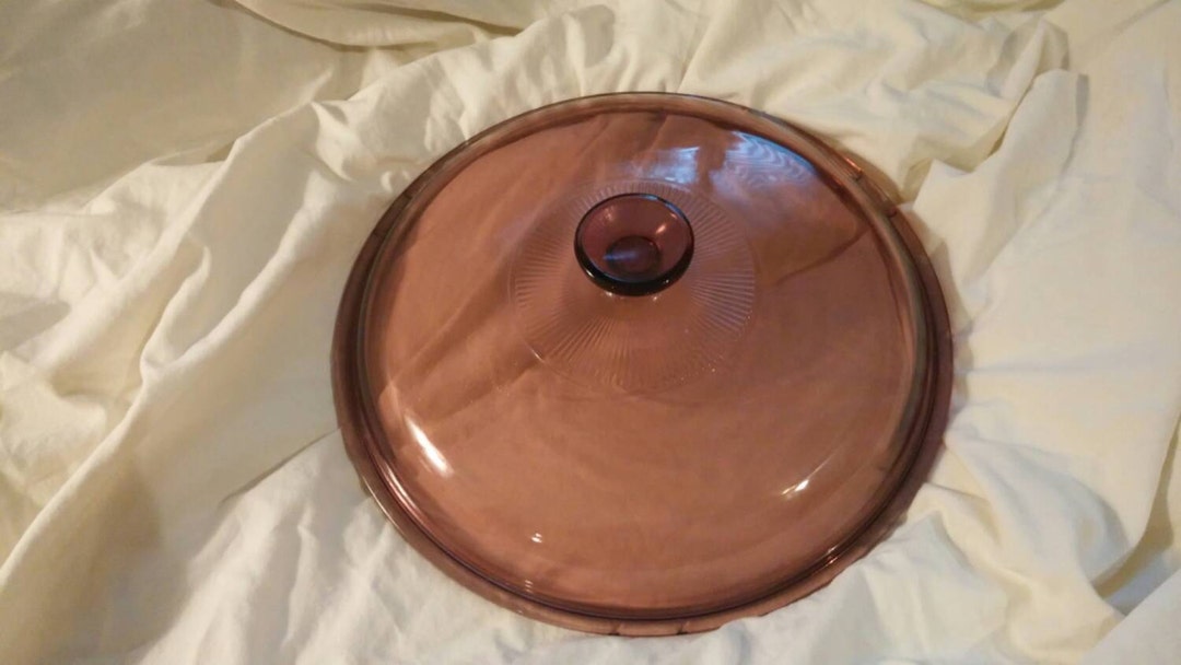Vintage Kitchen Large Amethyst/purple/cranberry Pyrex Visions 10.25 ...