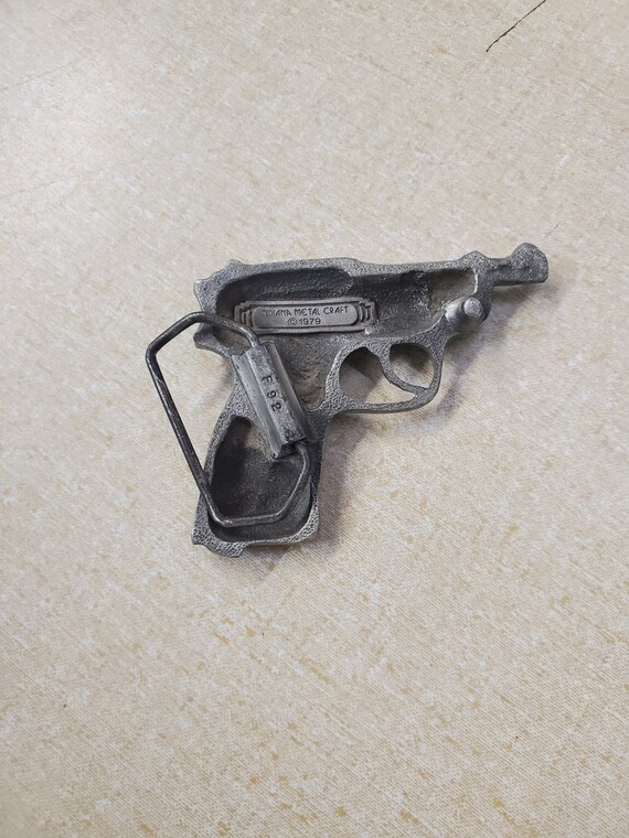 1979 Indiana Metal Craft, Pistol Gun, Pewter Belt Buc… - Gem