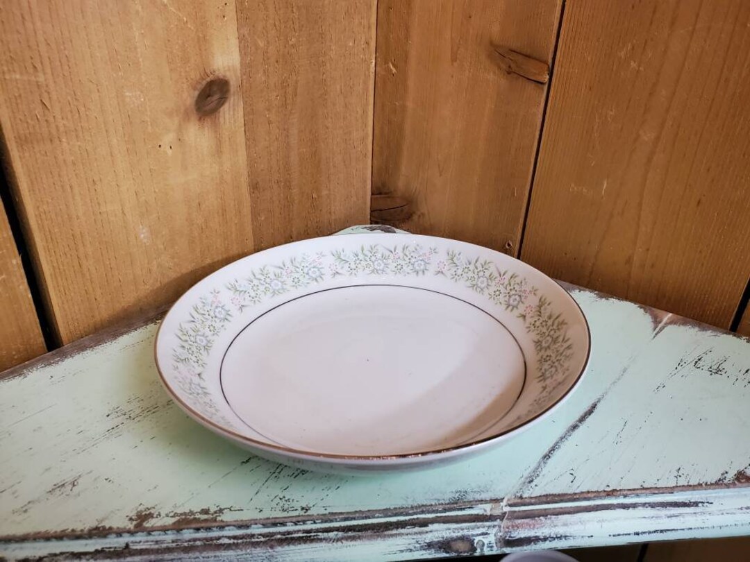 Taihei Made in Japan Fine China , 7.75 Inch Rimmed Soup Bowl ...