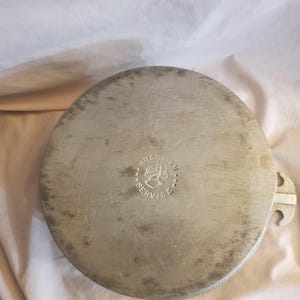 Guardian Service, Medium Sized Hammered Aluminum Casserole Dish ...