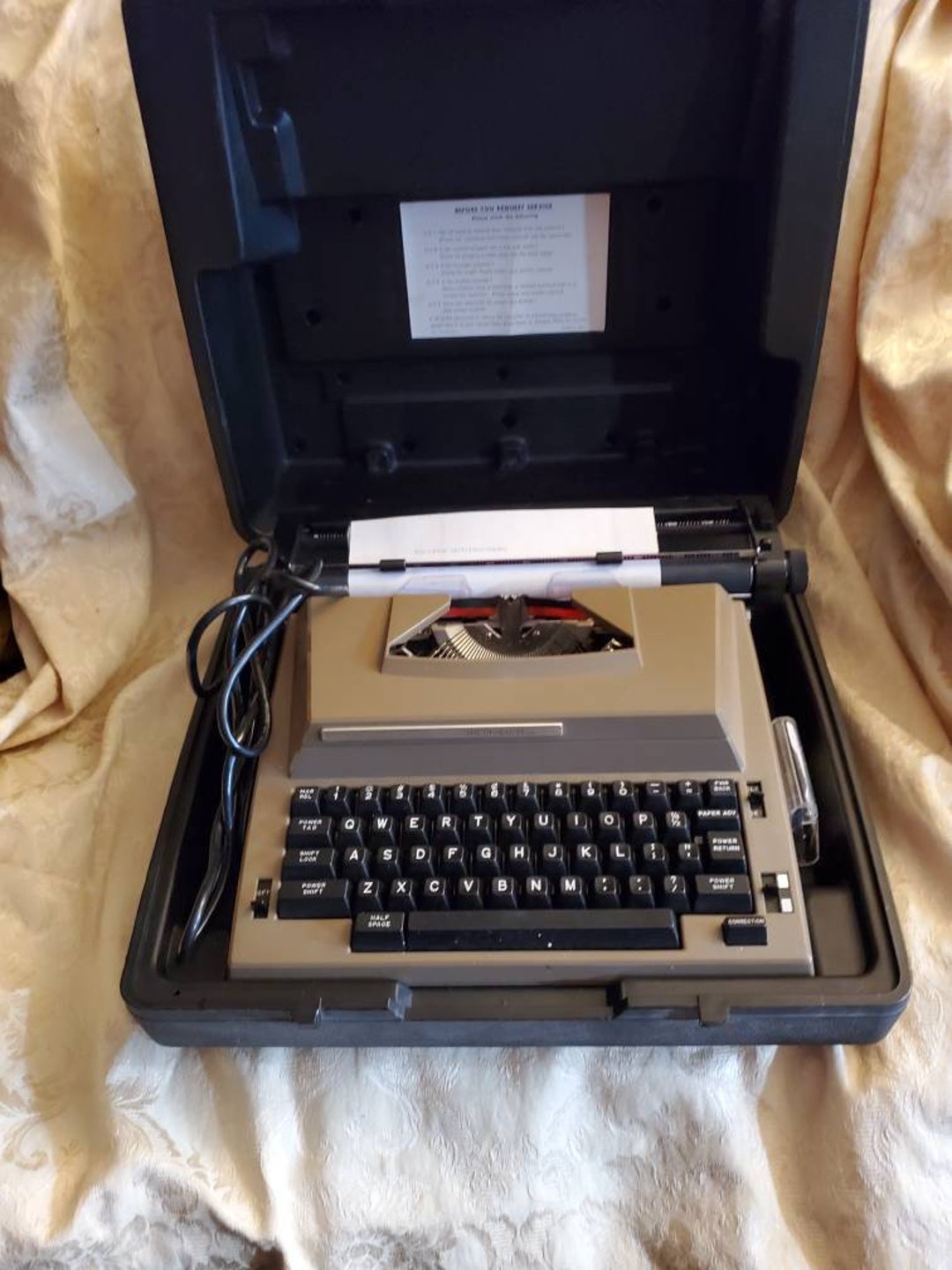 Working, Sears "the Graduate" Electric Typewriter With Original Brown ...