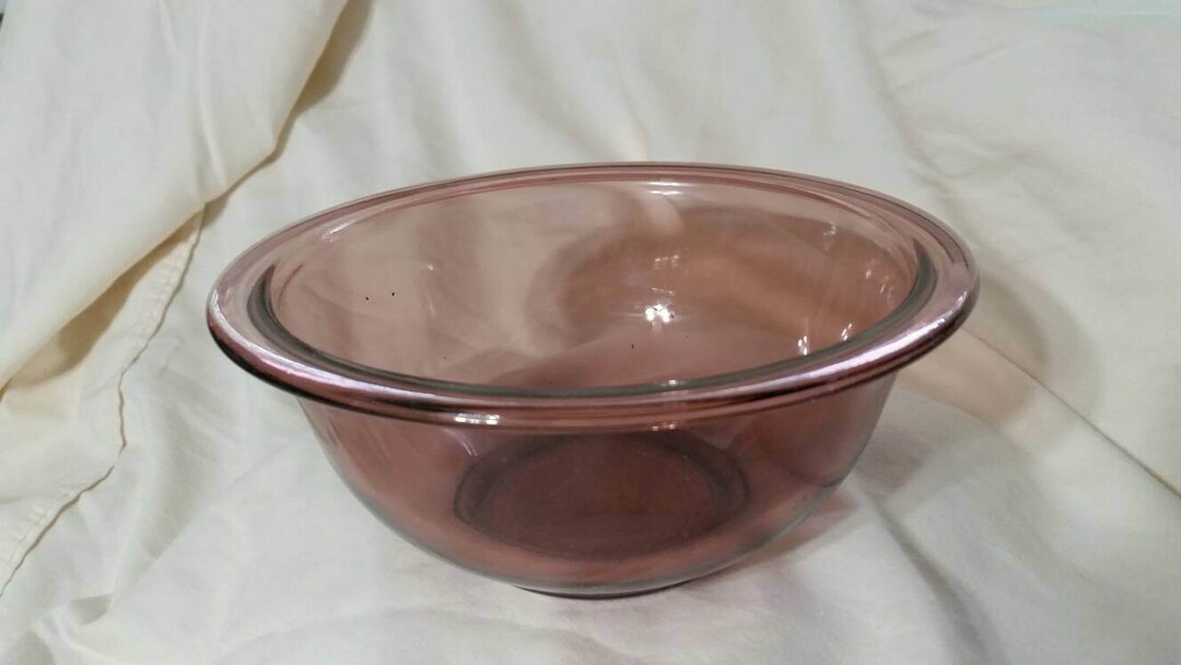 Pyrex Purple or Cranberry Glass 1.5 Liter Glass Mixing Bowl Vintage ...