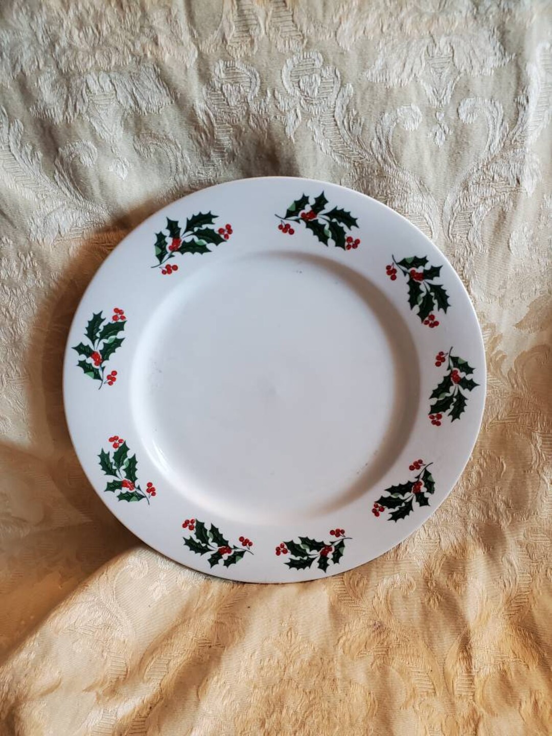 10.5 Inch White Plate With Holy Berry Design, Holiday Serving Dish ...