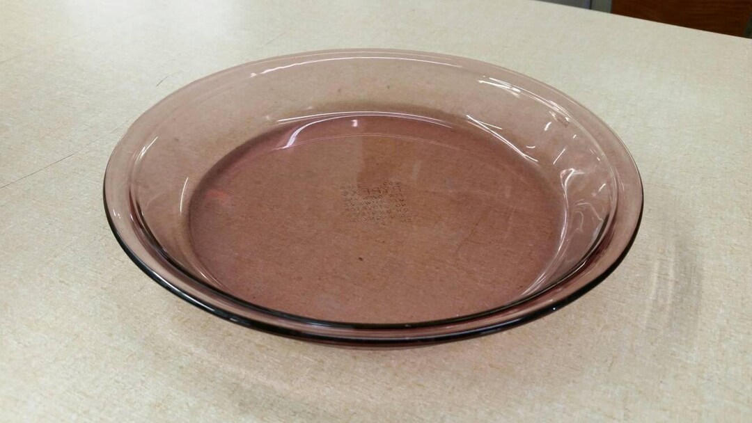 Pyrex Visions 9 Inch Cranberry or Purple Pie Plate Bakeware Vintage ...