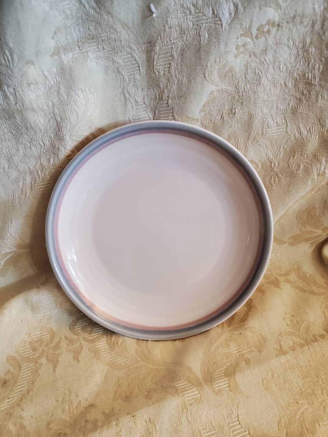 Pink Aura Pattern Pfaltzgraff 6.9 Inch Salad or Desset Plate With Light ...