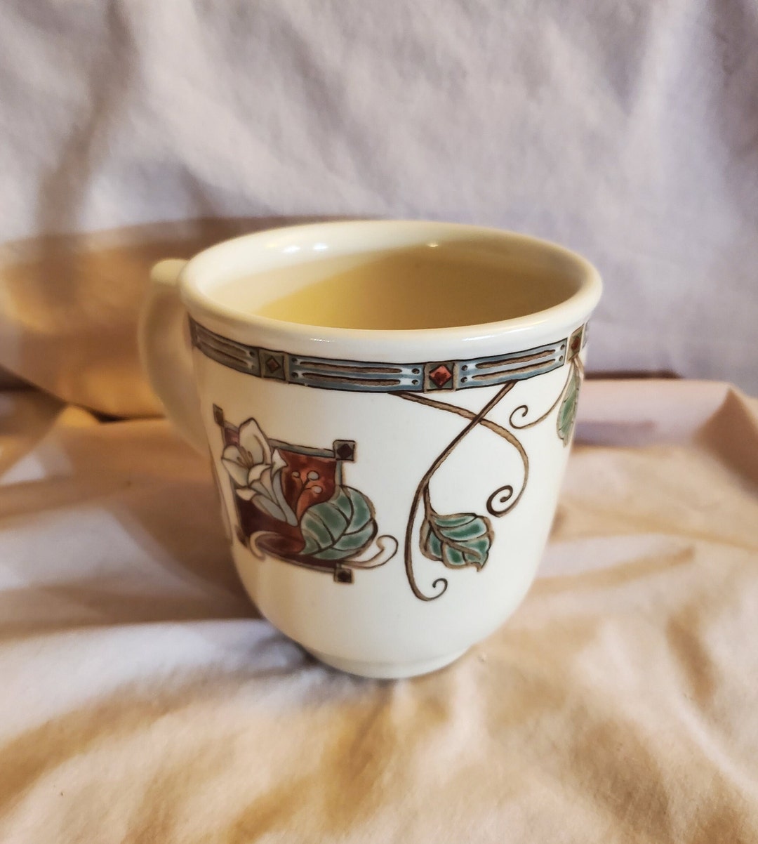 Pfaltzgraff Mission Flower 4.5 Inch Coffee Cup or Mug, Rust Band, White ...