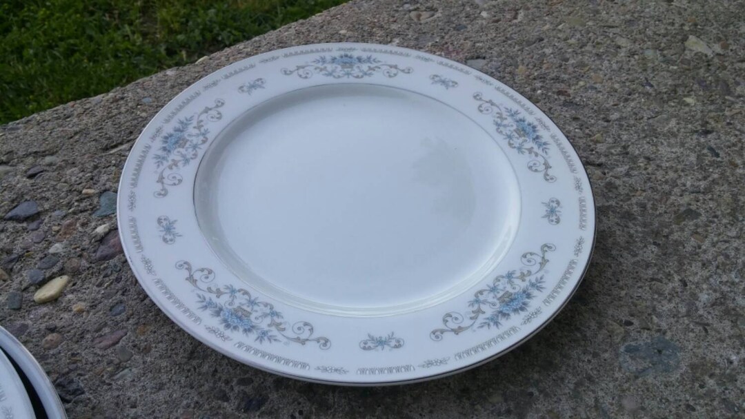 Diane Pattern 10 Inch Dinner Plate, Made in Japan, Blue Flowers, Tan ...