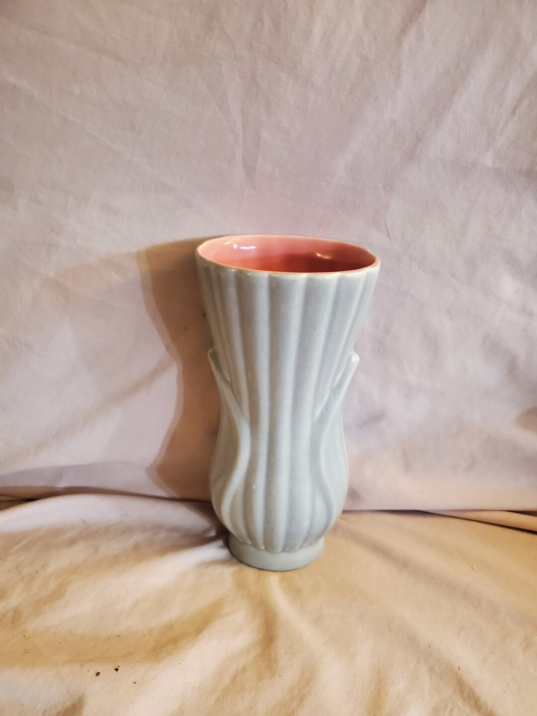 Rare Find Red Wing Gray and Pink Bulb Flower Vase B 1395 Made in the ...