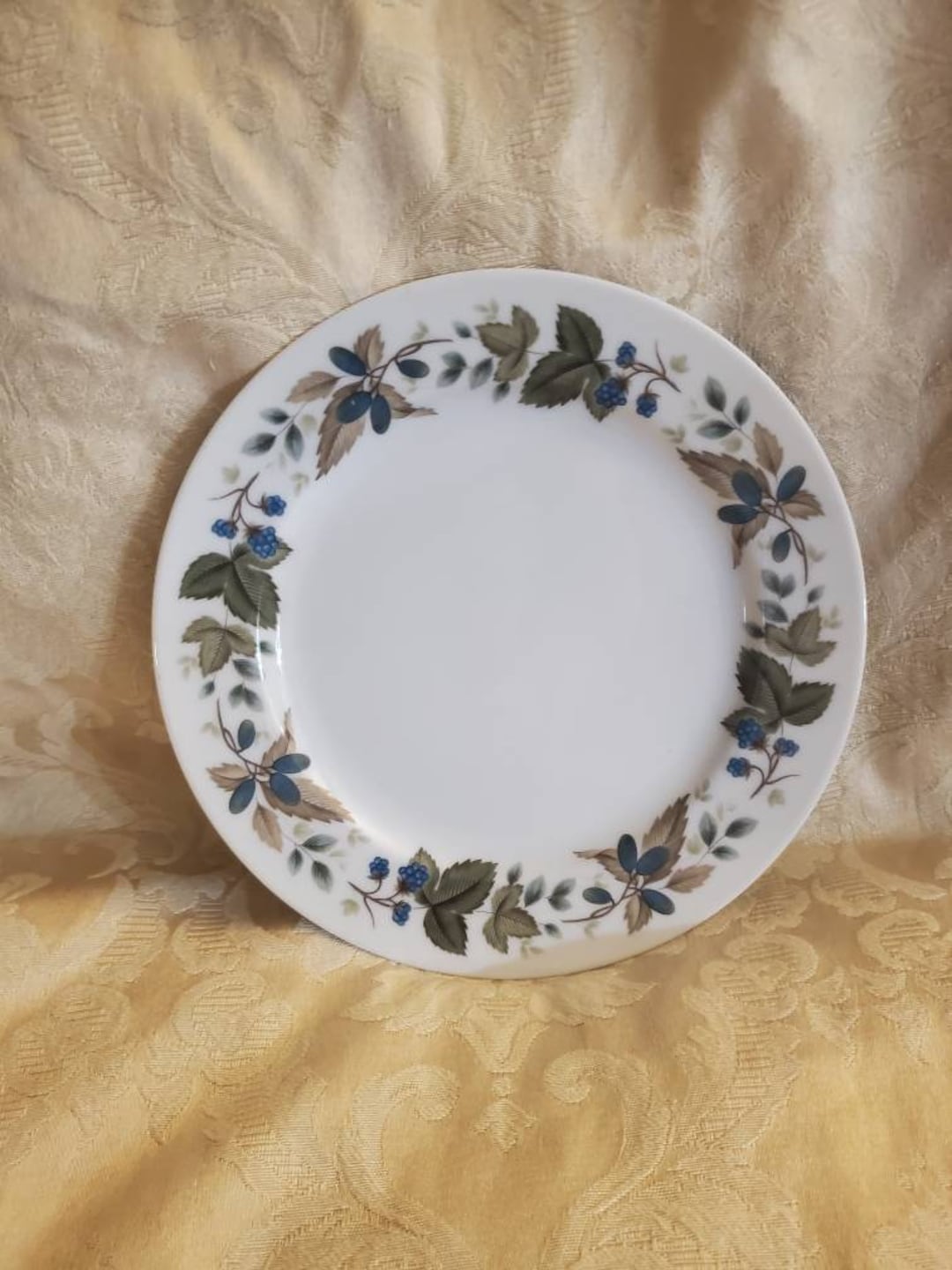 Noritake Cook N Serve, Tara Pattern, 7.5 Inch Salad Plate, With Berries ...