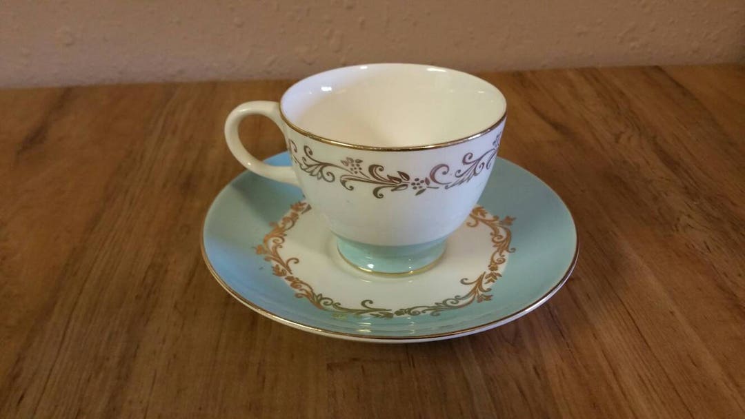 Homer Laughlin Lifetime China Company Tea Cup and Saucer Gold Crown ...