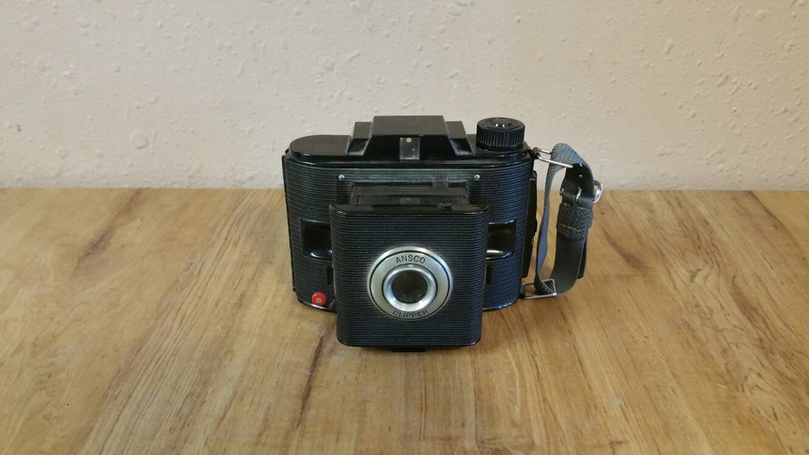 Ansco Clipper, Film Camera, 1950s Handheld Camera, Vintage Photo Prop ...