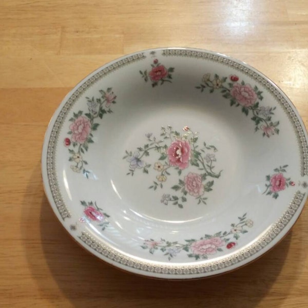 Trisa Serving Bowl - Etsy