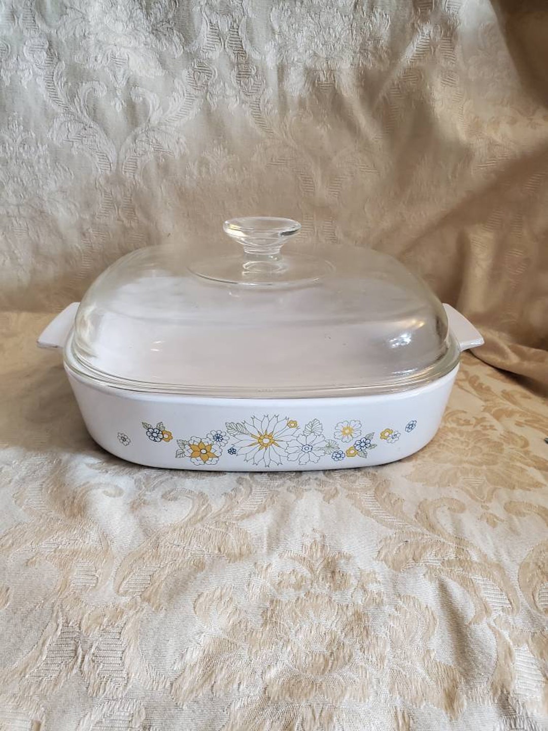 Solid White, Large Pyrex Spring Bouquet, 10-inch Casserole Dish ...