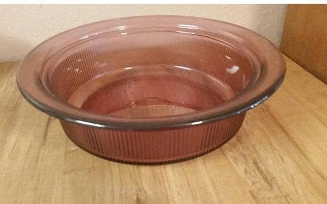 Pyrex Visions 1.5 Quart Purple or Cranberry Glass Ribbed Mixing Bowl ...
