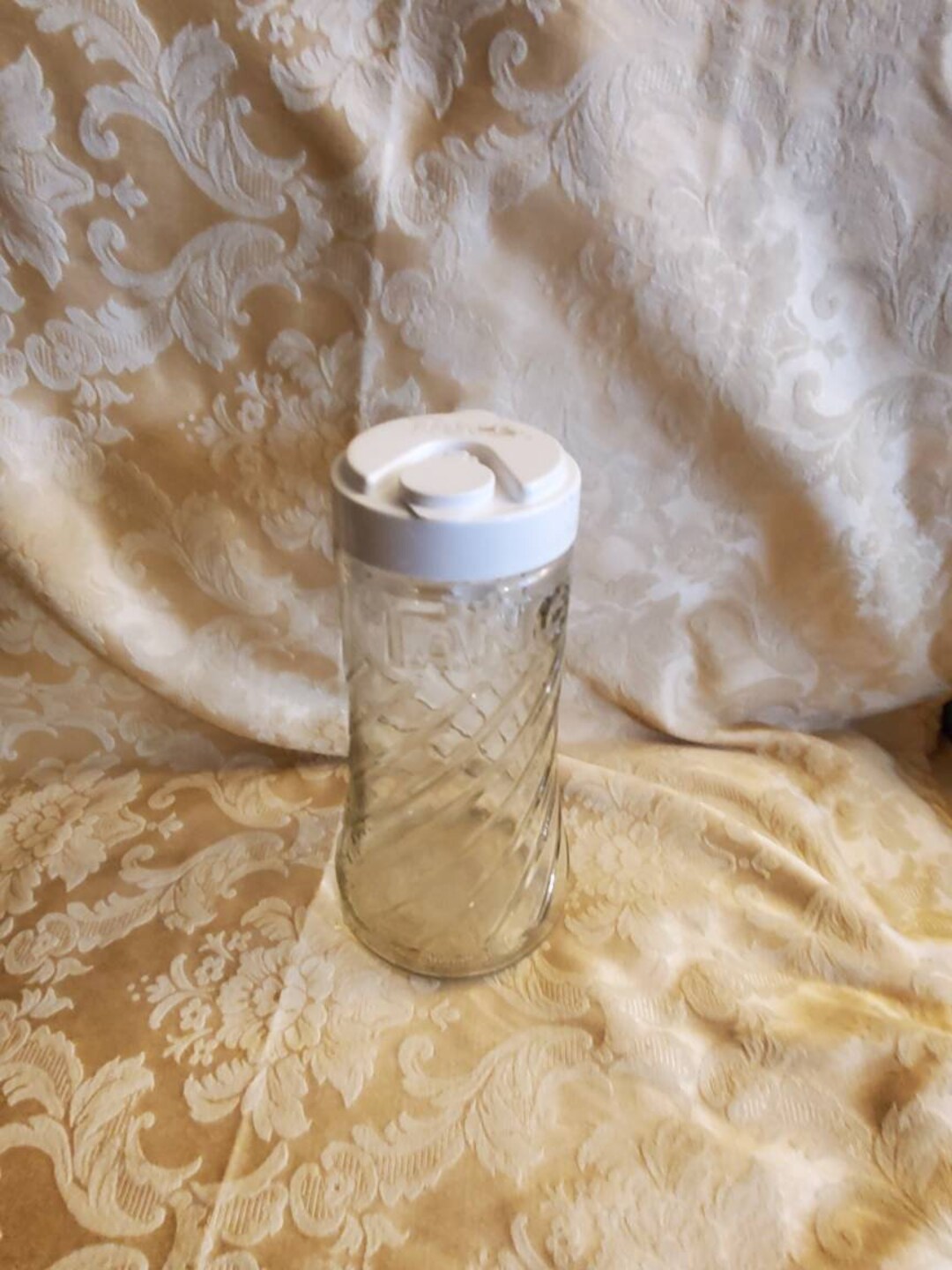 Ribbed or Swirl Design 2 Liter, Tang Pitcher by Anchor Hocking, Screw ...