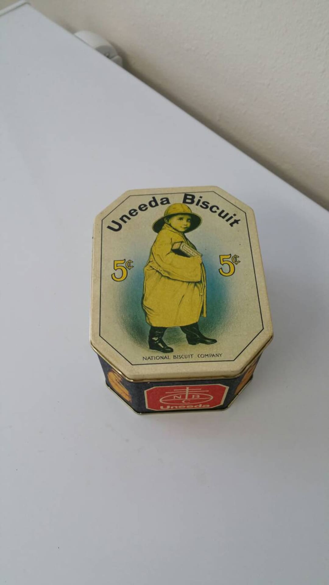 Uneeda Biscuit Hexagon Tin Advertising Storage Box Collectible Metal ...
