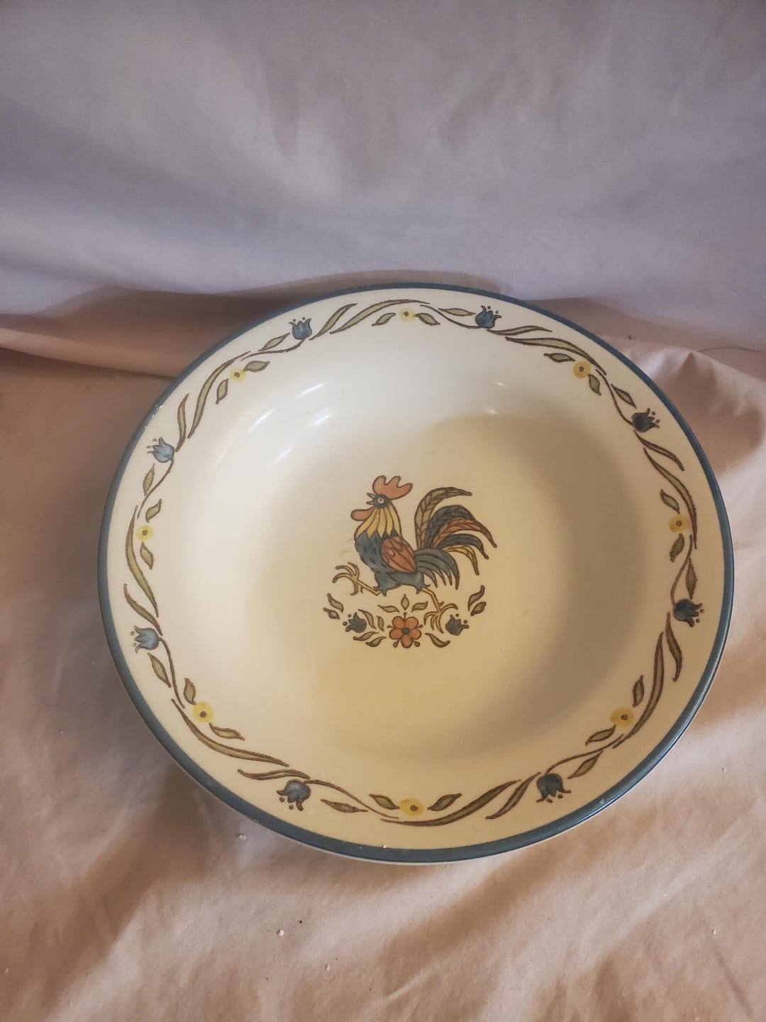 Metlox Poppy Trail, Vernon Ware, Rooster Bleu Design, 8.5 Inch Round ...