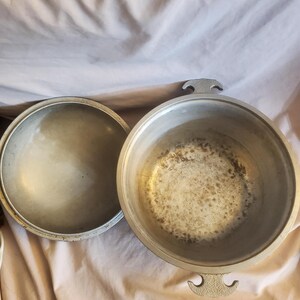 Guardian Service, Medium Sized Hammered Aluminum Casserole Dish ...