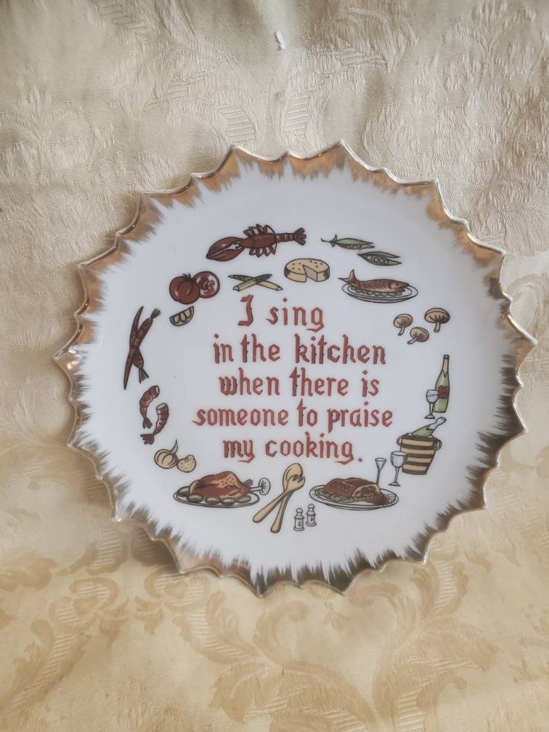 8.5 Inch Ceramic, "i Sing in the Kitchen......" Decorative Plate ...