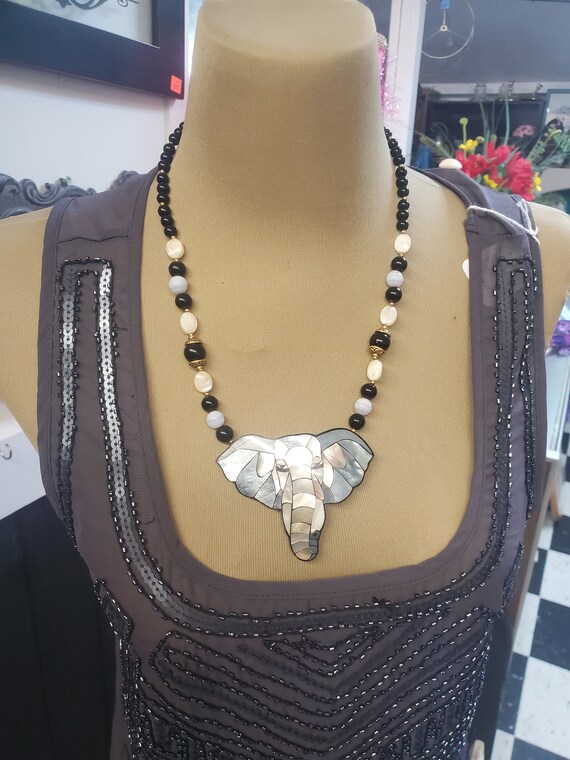 Lee Sands Designer, Elephant Head Mother of Pearl, Ab… - Gem