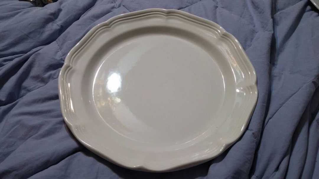 Mikasa French Countryside White 11 Inch Dinner/chop Plate With Ruffled ...
