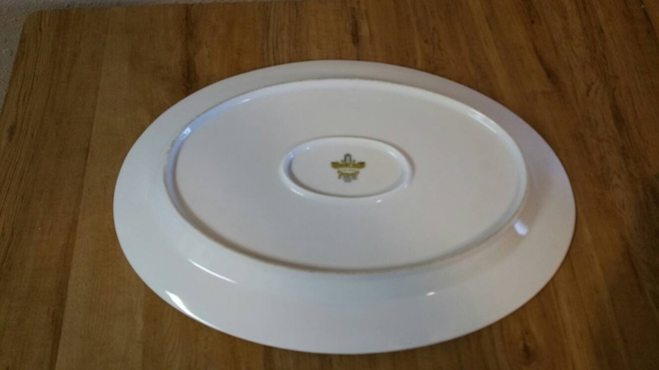 Rare Find Harmony House "daphne" Dawn Gray.charcoal 14 Inch Large Oval ...