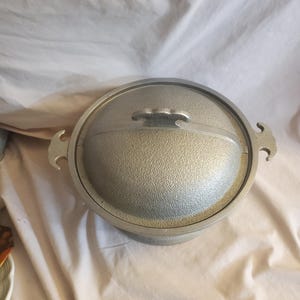 Guardian Service, Medium Sized Hammered Aluminum Casserole Dish ...