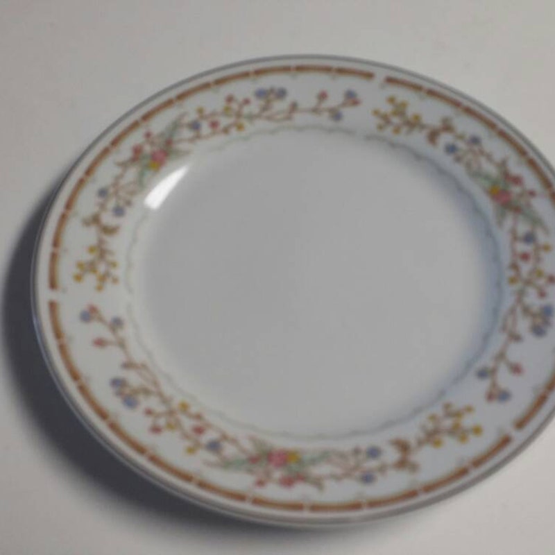 Wellington China - Etsy