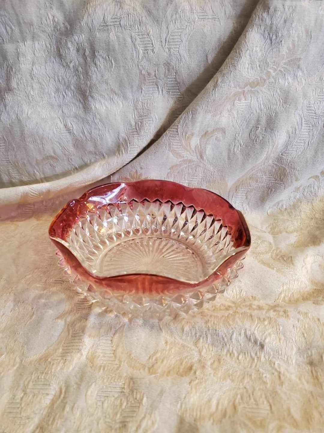 Ruby Flash, Diamond Point, 5,25-Zoll-Servierschale, Indiana-Glasschale ...