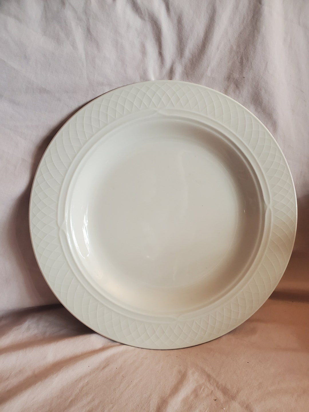Homer Laughlin Gothic 11 Inch Dinner Plate Lead Free Gothic, Wide Rim ...