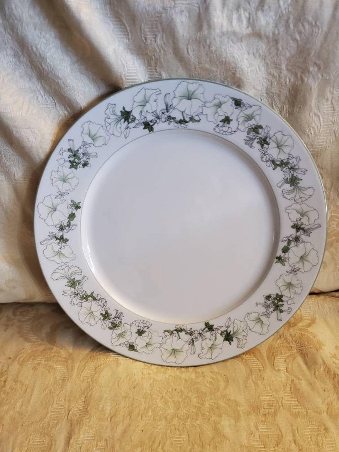 Rare Find, Watercolors, Block Spal, White Petunias, 10.5 Inch Dinner ...