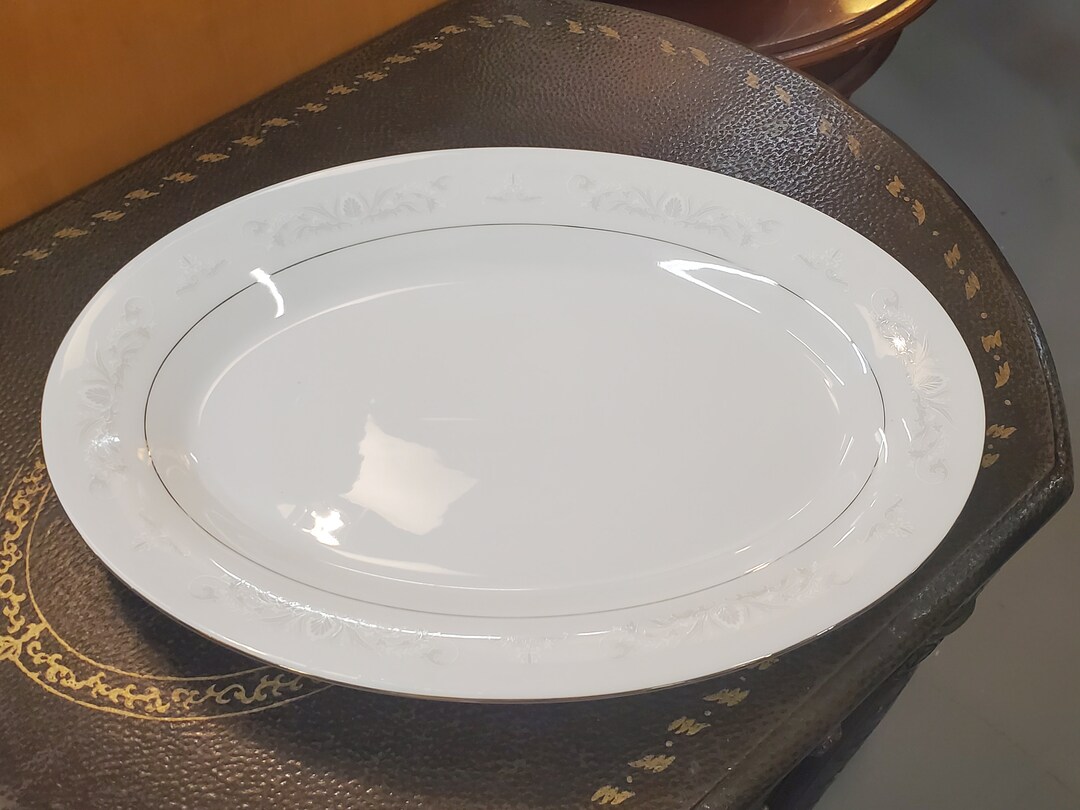 Crown Ming "royal Palm" Pattern, 14 Inch Oval Serving Platter, White ...