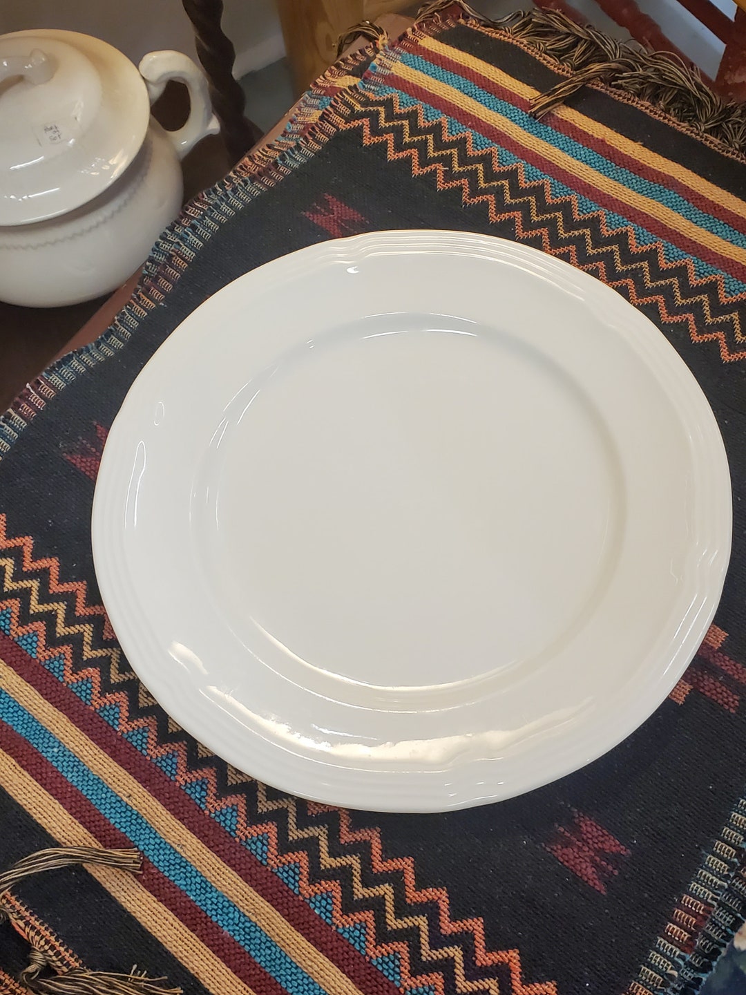 Gibson Housewares, Le Claire, All White, Embossed Rim on Rim, 10.50 ...