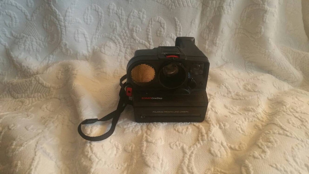 Polaroid Pronto Instant Land, Sonar One Step Camera , Collectible Home ...