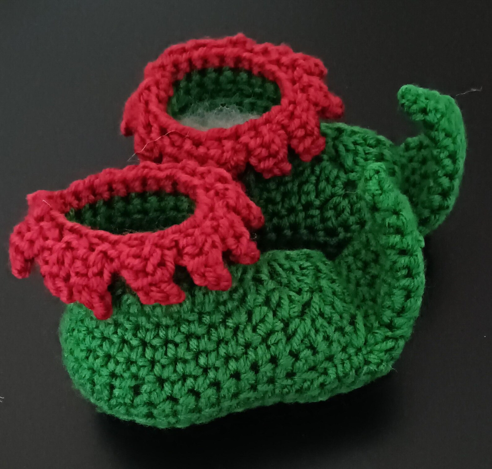 Crocheted Christmas Elf Baby Booties - Etsy