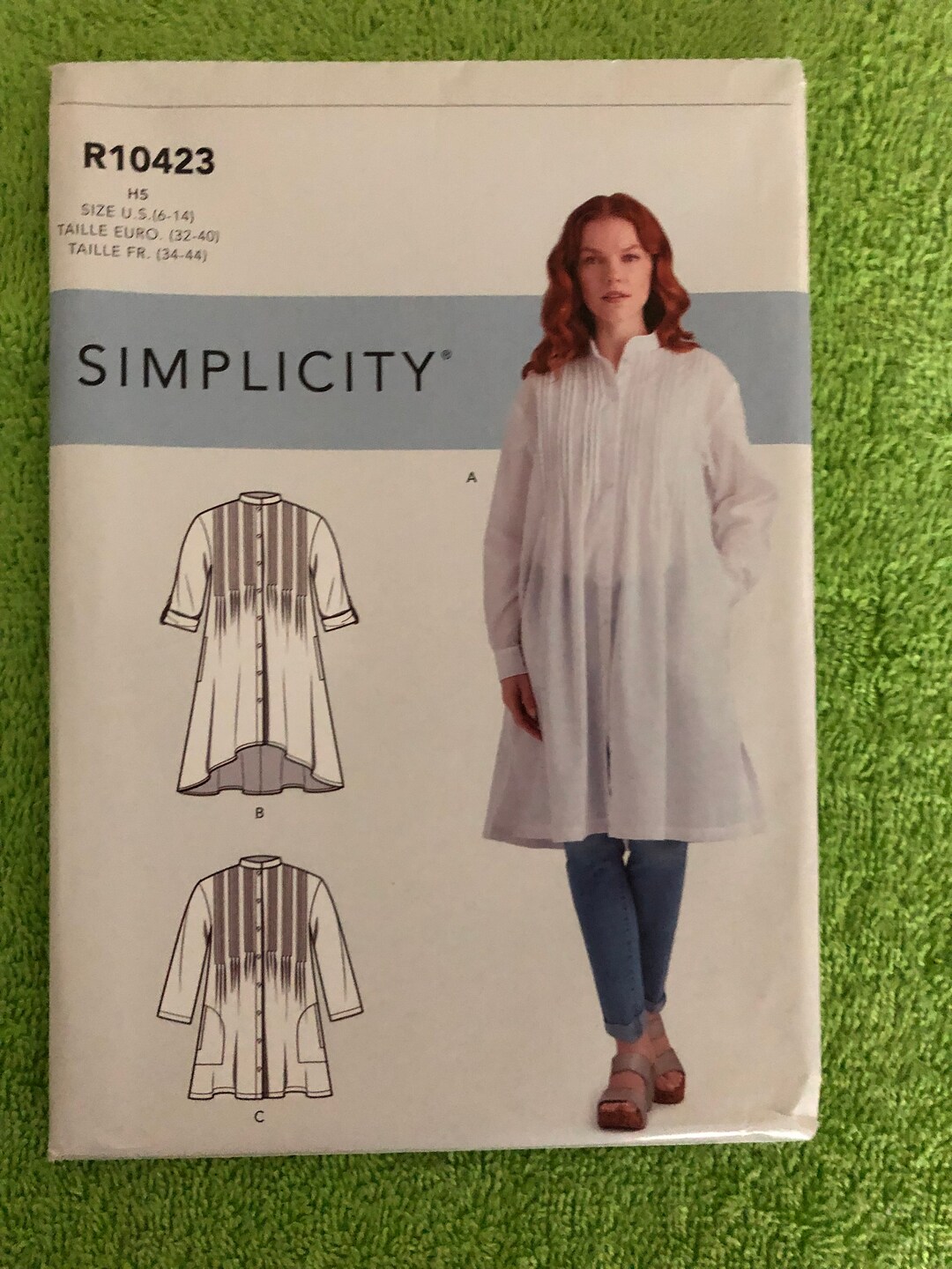 Uncut and Factory Fold Pattern Simplicity R10423 Sizes 6 to 14 Misses ...
