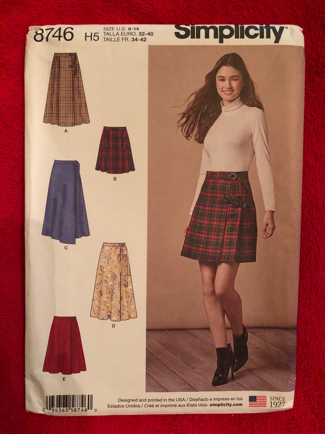 Uncut Factory Fold Sewing Pattern Simplicity 8746 Sizes 6 8 10 12 14 ...