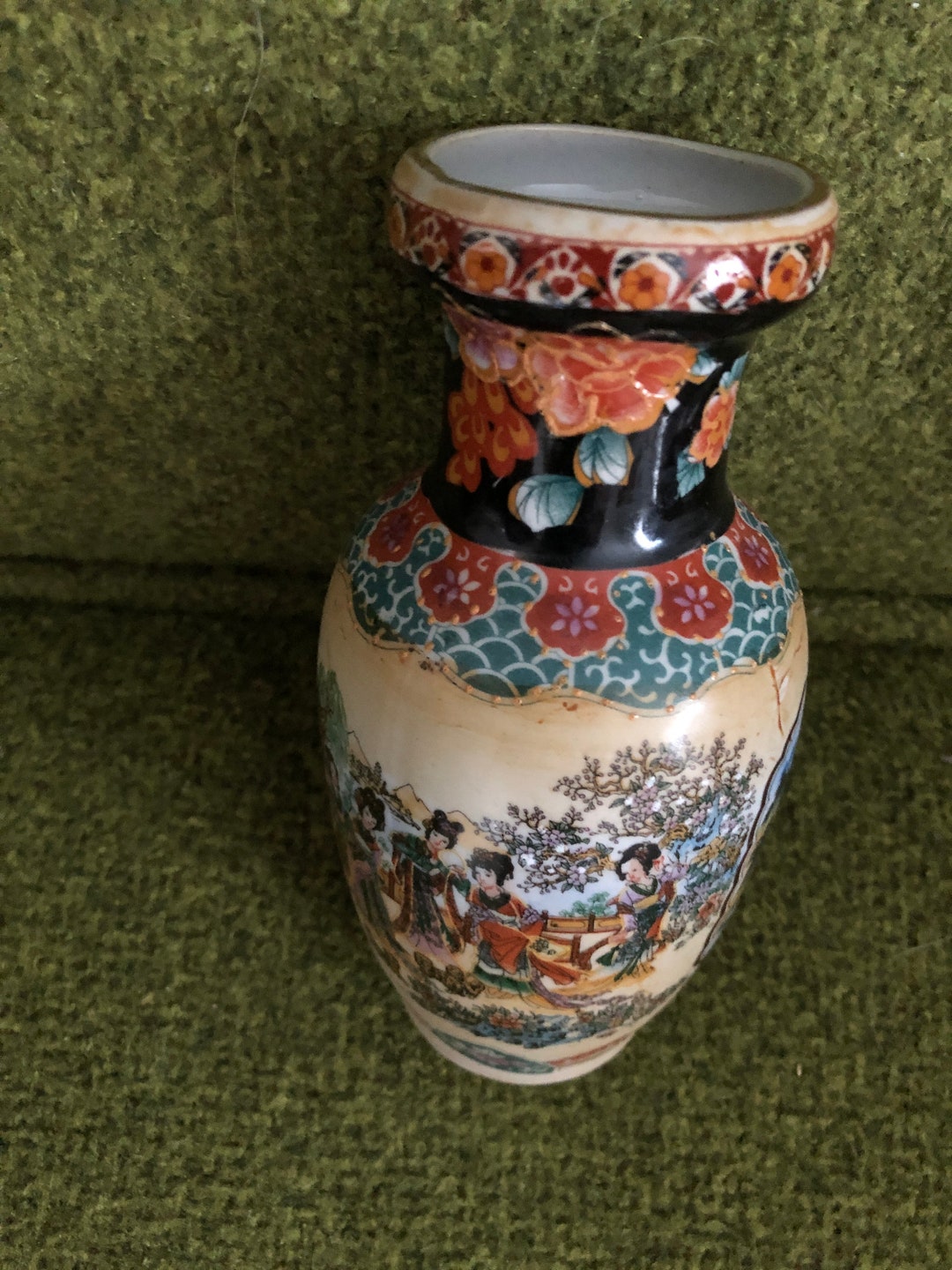 Vintage Satsuma Vase Hand Painted the Bottom Has Satsuma 10 on the ...