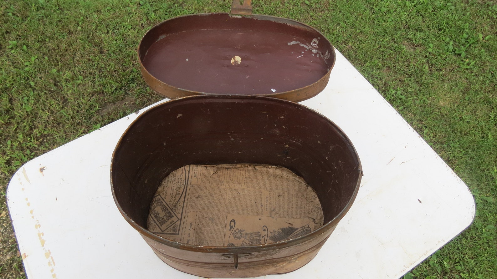 Antique Latching Lockable Tin Container - Etsy