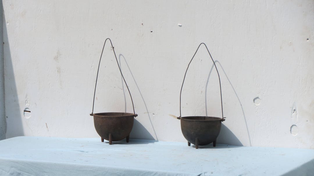 Pair of Small Rusty Three Leg Cast Iron Pots Farm Fresh Barn Treasures ...