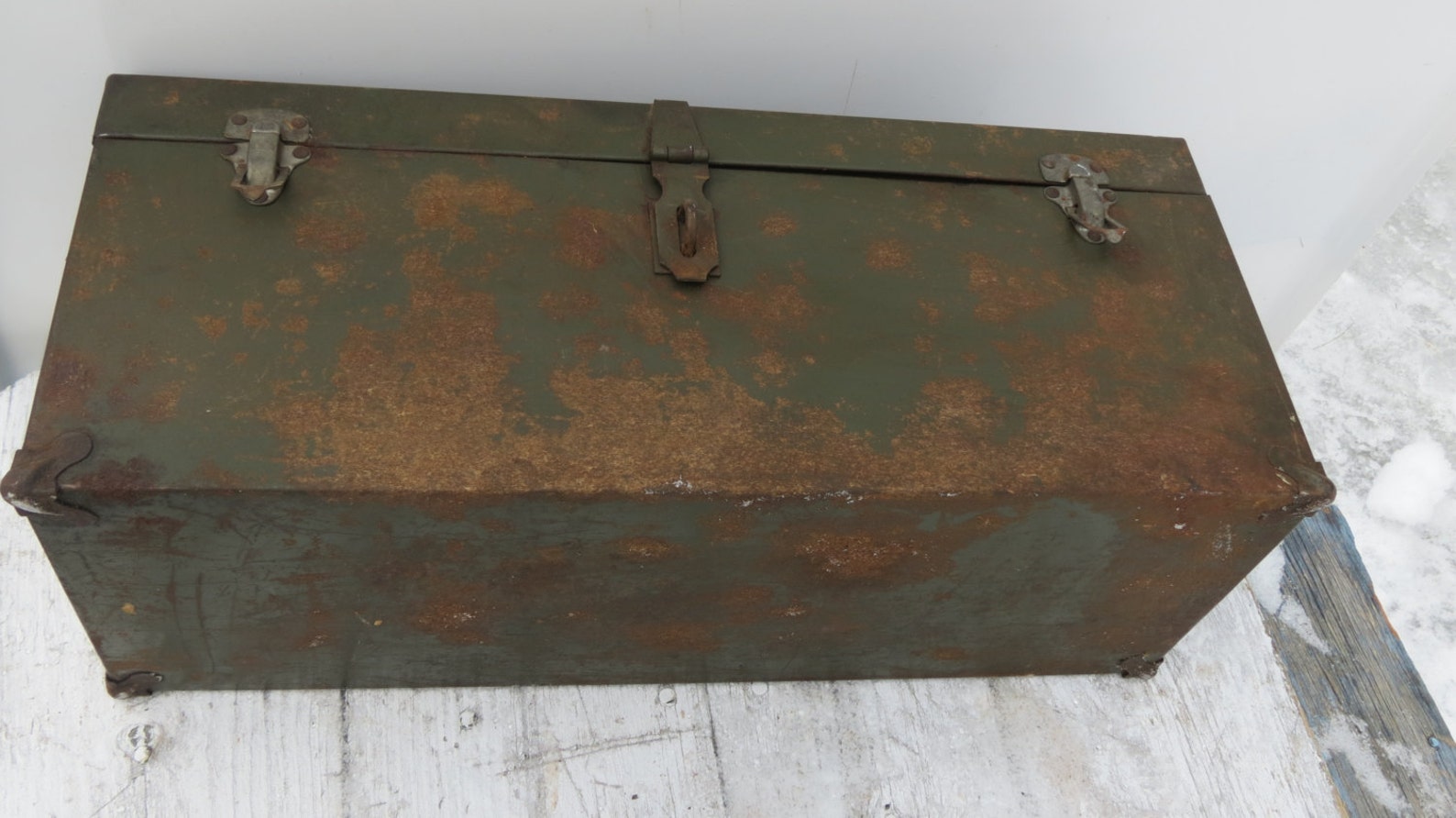 Vintage Green Metal Tool Box With Leather Handle and Amazing - Etsy