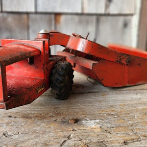Vintage Red Structo Toys Belly Pan Scraper Old New England Barn ...