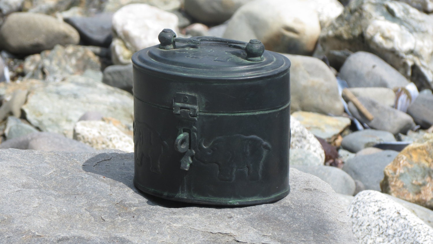 Super Sweet Brass Stackable Containers With Exotic Animal Motif and ...