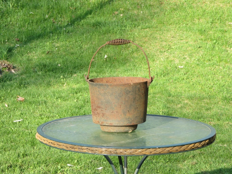 Old Rusty Cast Iron Pail Farm Fresh Barn Treasure | Etsy