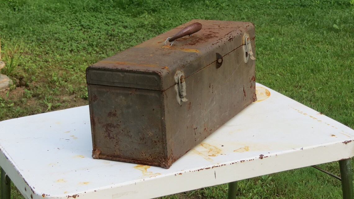 Rusty Metal Toolbox Dripping With Vintage Character and Charm | Etsy